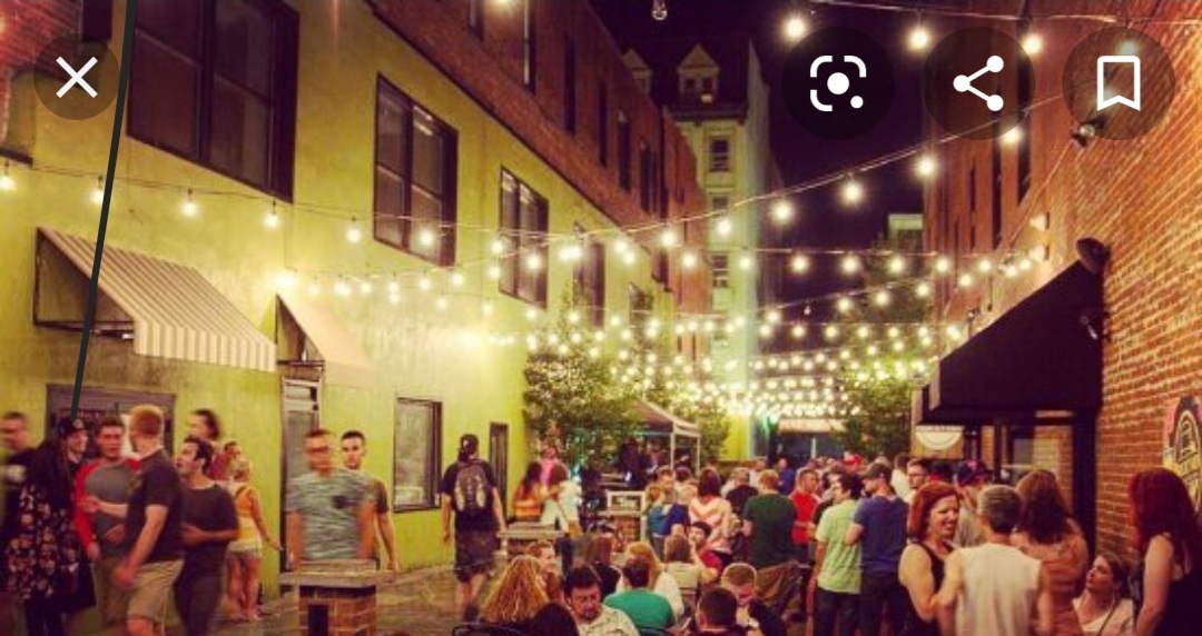 Bar/Restaurant tour... the local way!